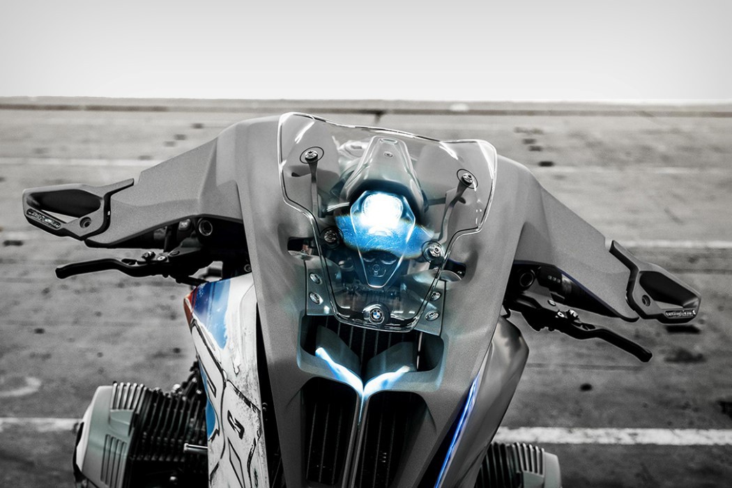 THIS CUSTOM BMW MOTORBIKE IS A BEAST!
